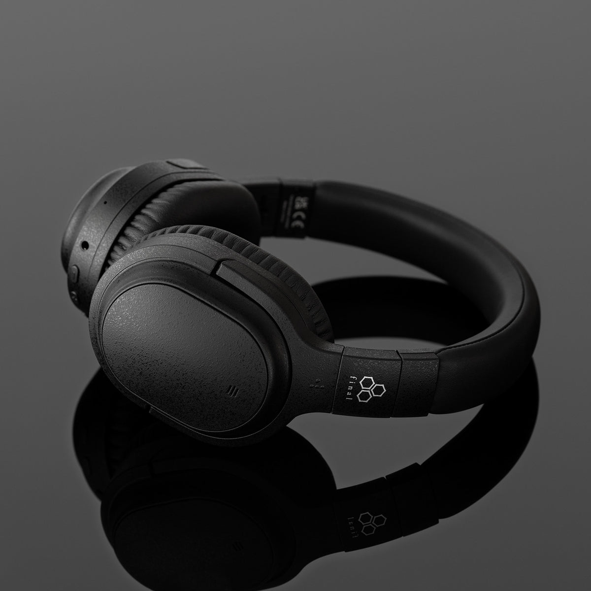 UX3000｜final-イヤホン・ワイヤレスイヤホン・ヘッドホン｜final 公式ストア